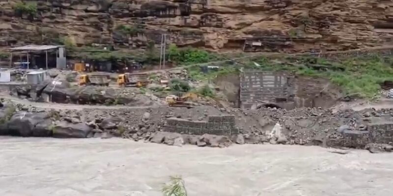 SJVN signs MoU for developing Lower Arun hydropower project in Nepal